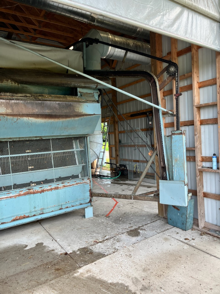 1981 Wolf WHE 280 – Sea to Sky Hop Solutions